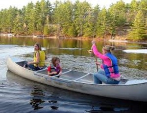 10 Facts about Canoeing - Fact File