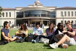 10 Facts about College - Fact File